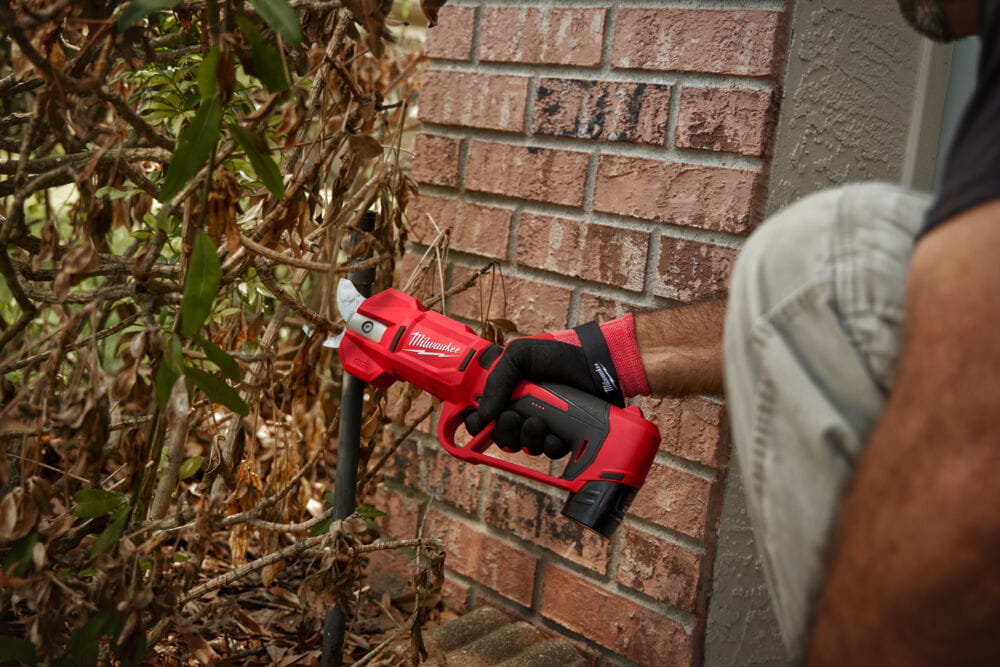 Nowy sekator akumulatorowy Milwaukee M12 BLPRS