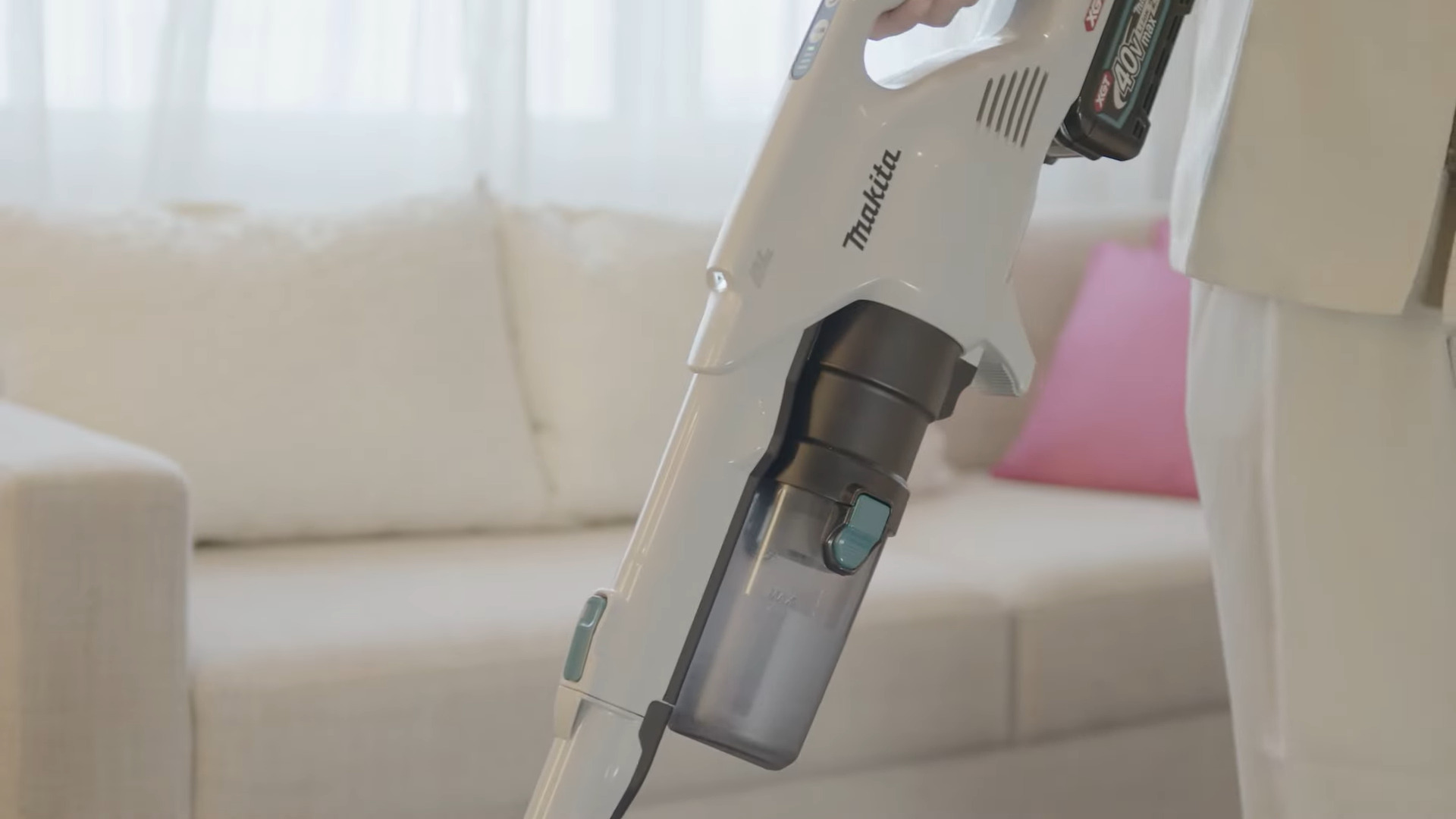 Makita CL004G: Pierwszy odkurzacz Makity wyposażony w elektrycznie obracającą się szczotkę